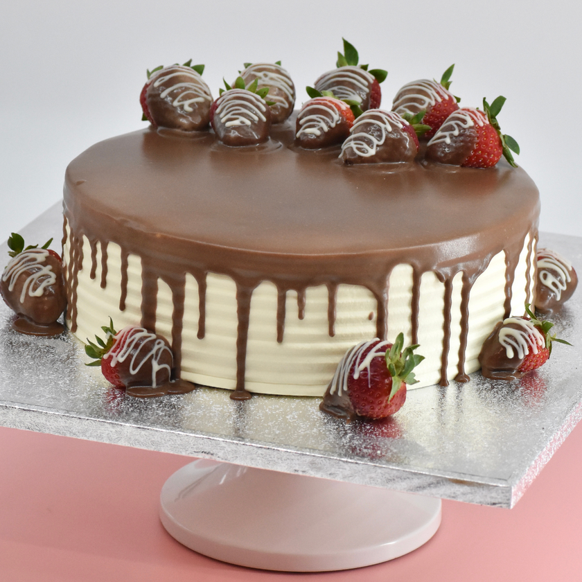 Round Cakes – Nafees Online